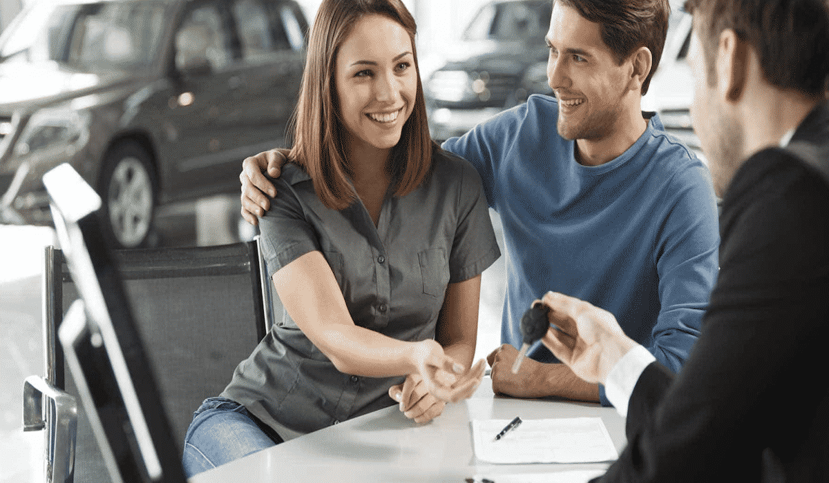 Tips to Land the Best Car Loan Deal for Your Next Vehicle Purchase