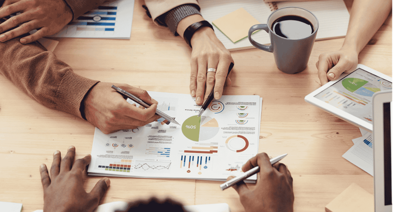 8 steps to successfully implementing a business intelligence strategy