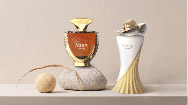 Top 4 Reasons Why Glass Perfume Bottle Is the Best Container for Perfumes