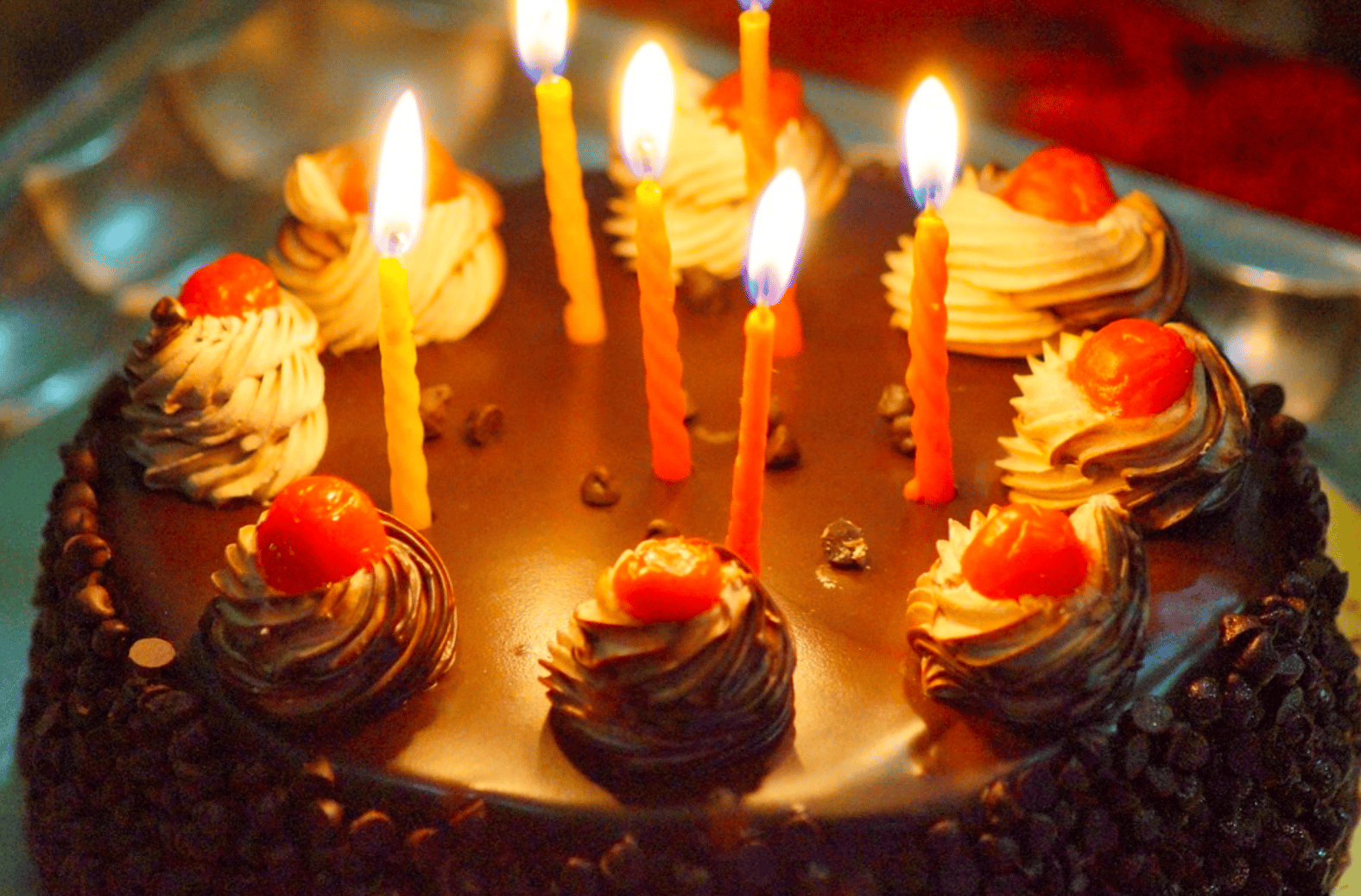 12 Last Minute Birthday Surprise Ideas That are Sure to Impress