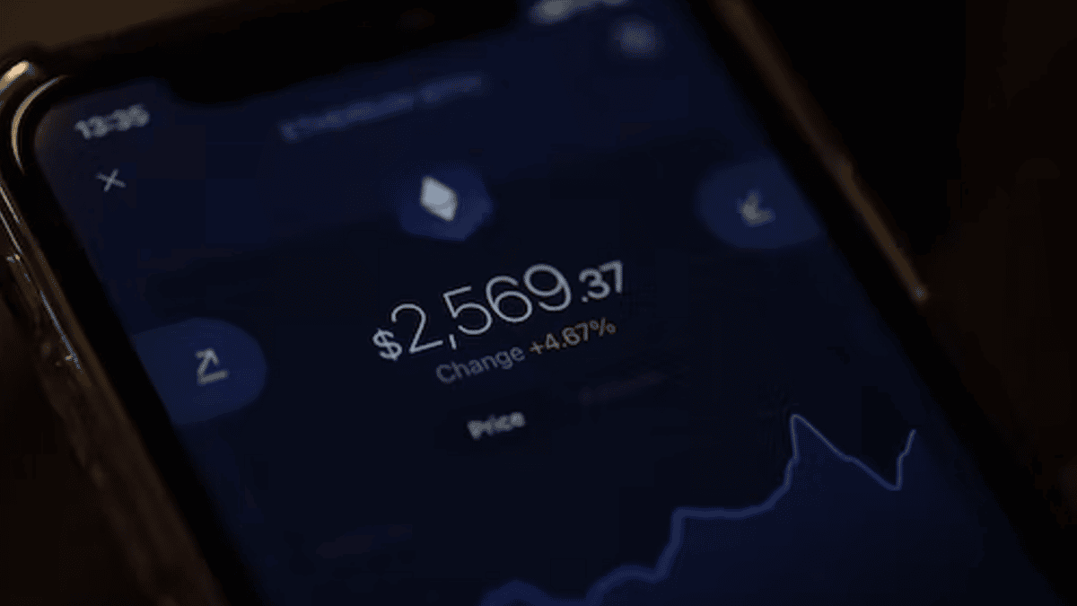 What Is The Difference Between APR vs APY