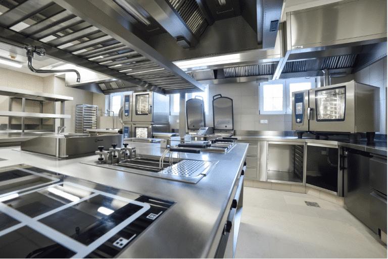 Importance of Maintaining a Spotless Kitchen in Your Restaurant