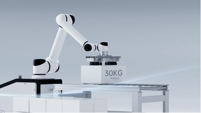 Cobot vs Robot: What Are the Differences?