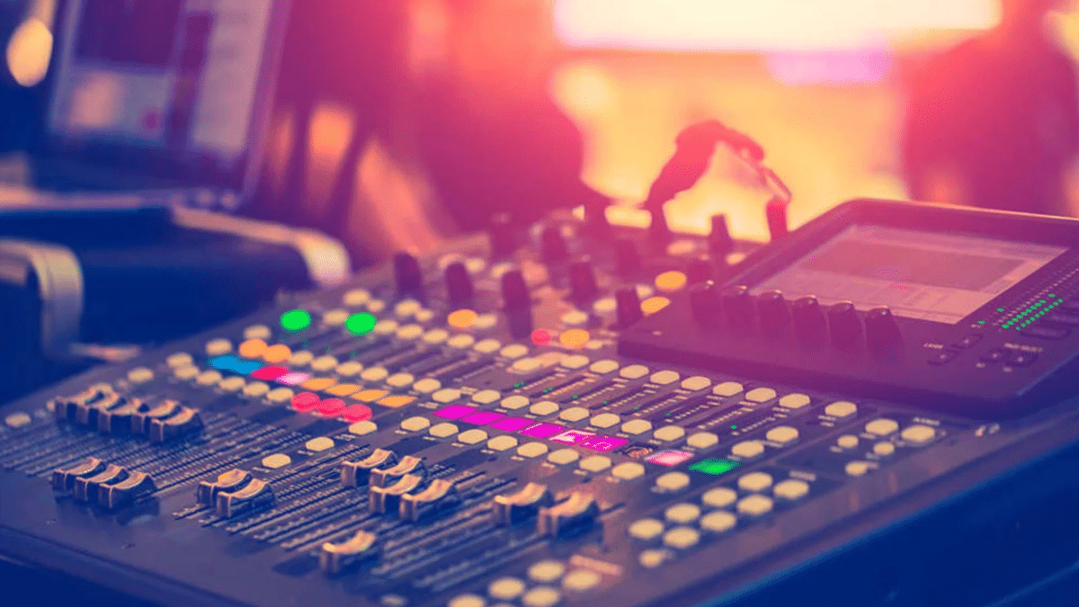 Tips for Buying Quality Used Mixing Consoles