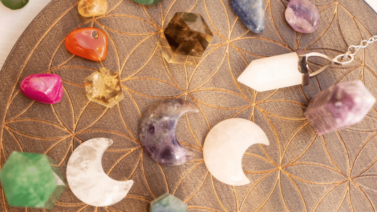 Enhance Your Meditation Practice: 5 Easy Steps to Meditate with Crystals