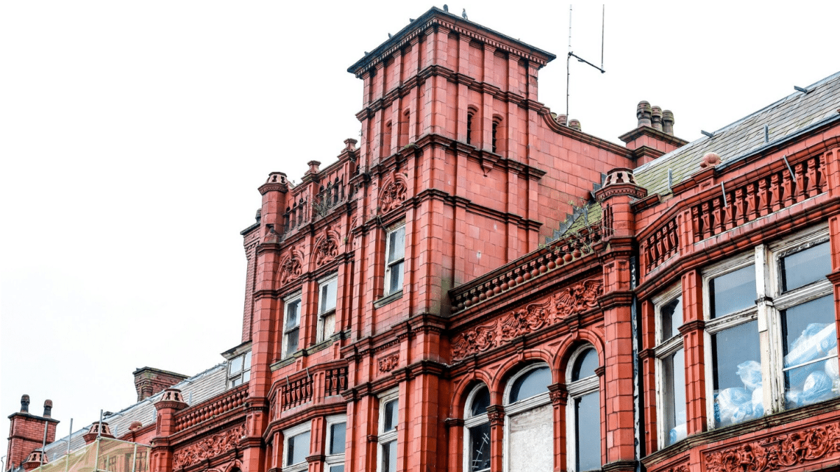 How to Restore a Listed Building without Compromising Its Heritage