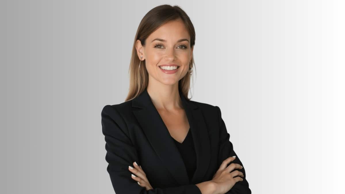 Best AI Professional Headshot Generator: Why HeadshotPhoto Stands Out