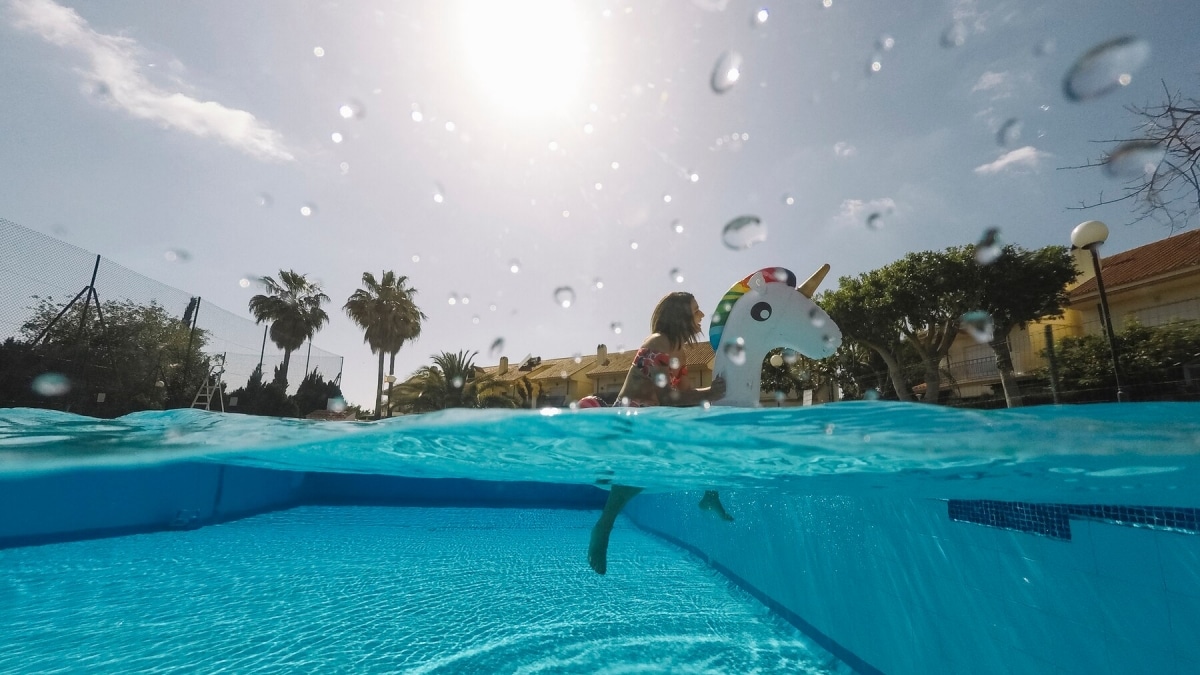 Half-Infinity Pools: A Budget-Friendly Infinity Pool Alternative