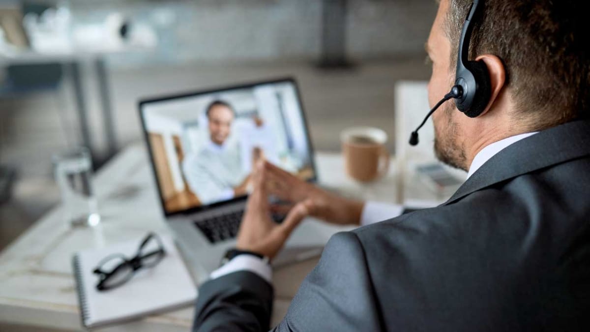 WebRTC vs. traditional communication solutions: what’s best for your ...