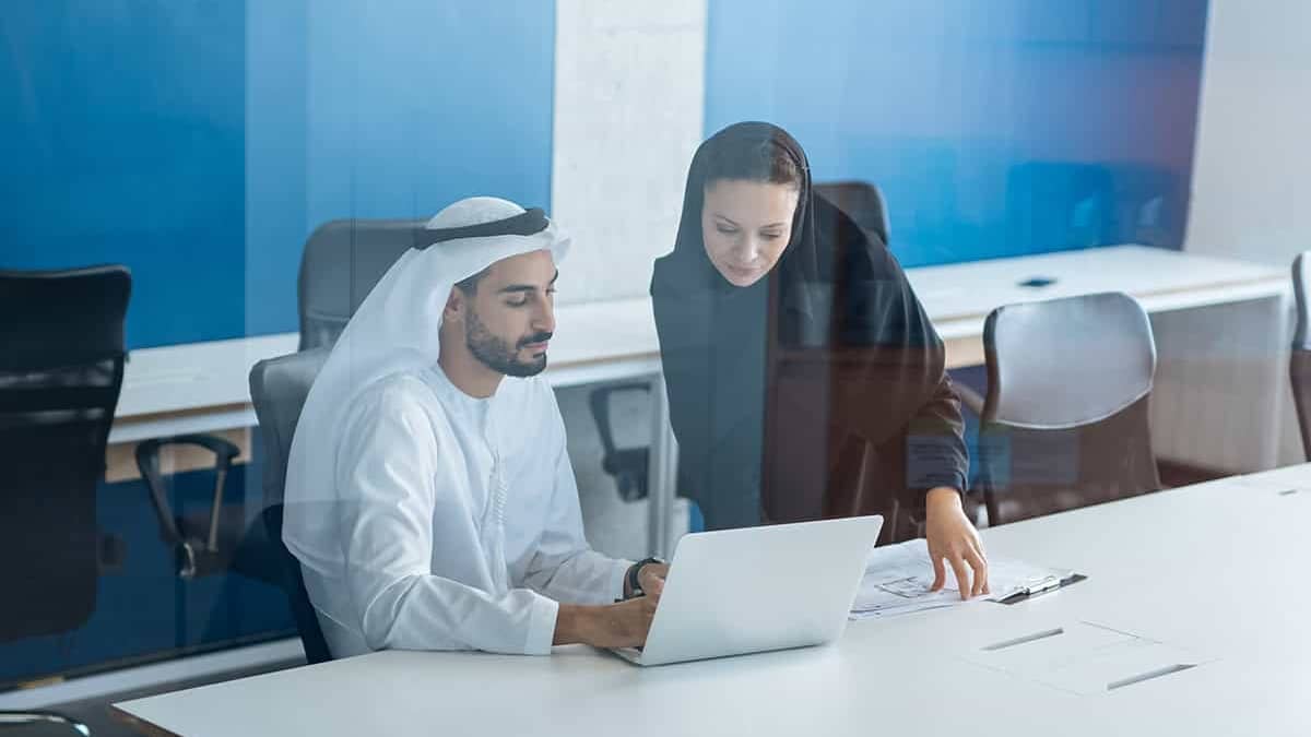 What is Islamic finance and how is it possible to trade online and keep ...