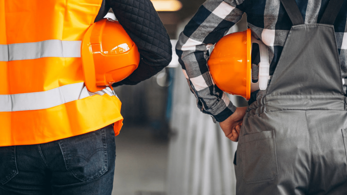 Workwear Brands — Choosing the Right Gear for the Job